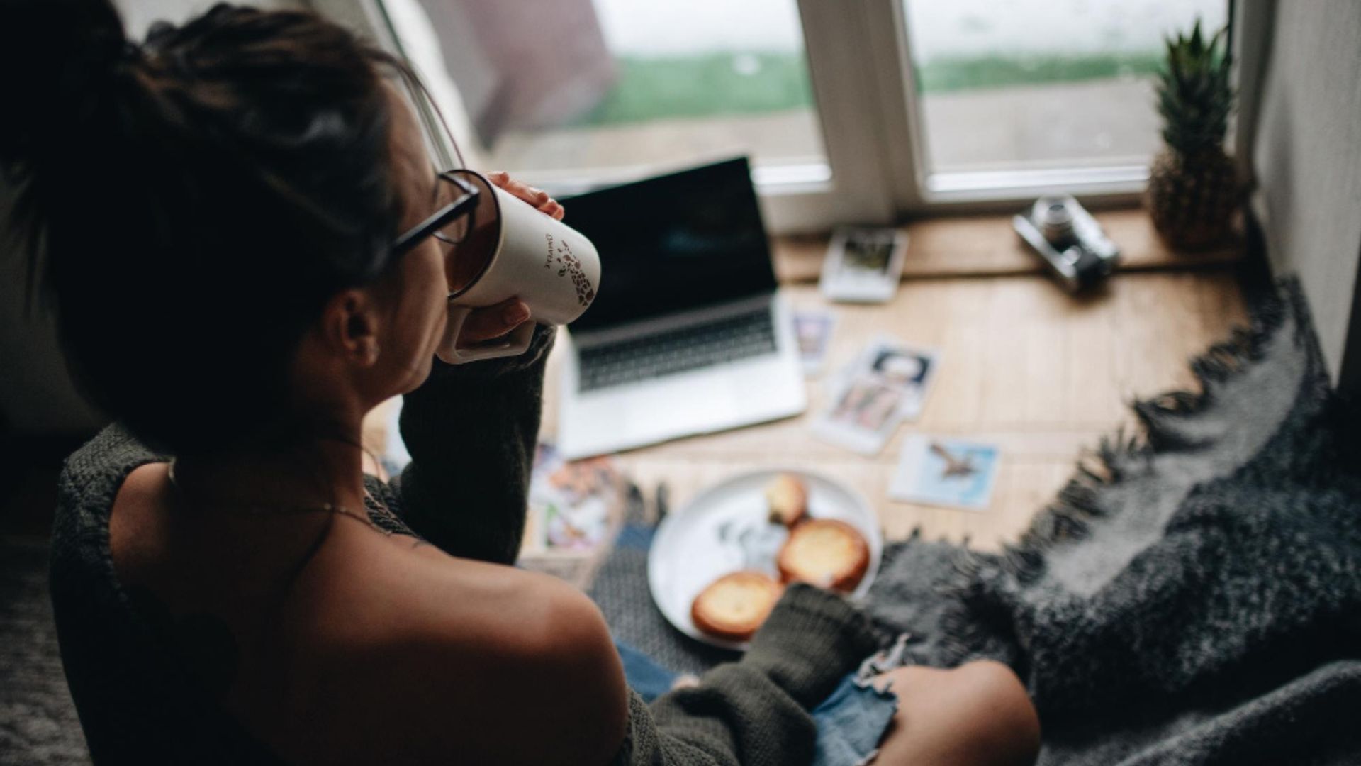 5 Reasons Why Working From Home Isn't As Easy As You Think - OneBrand ...